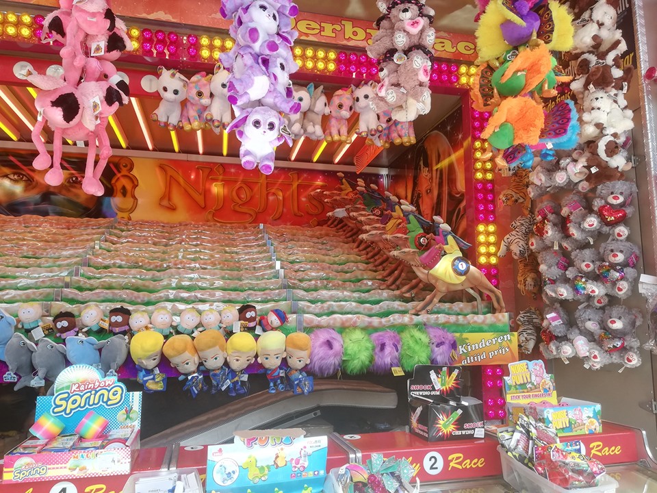 Kermis spellen huren ? Kermisattracties huren doe je bij Fun Factor ...