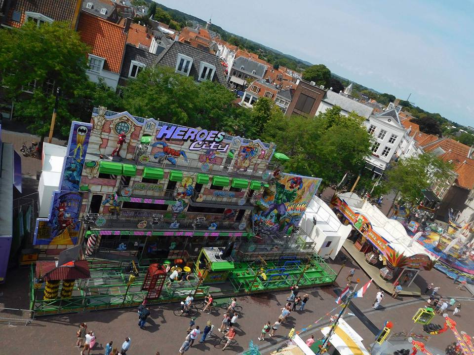 Funhouse huren I Heroes city I kermisattractie huren I Fun factor events